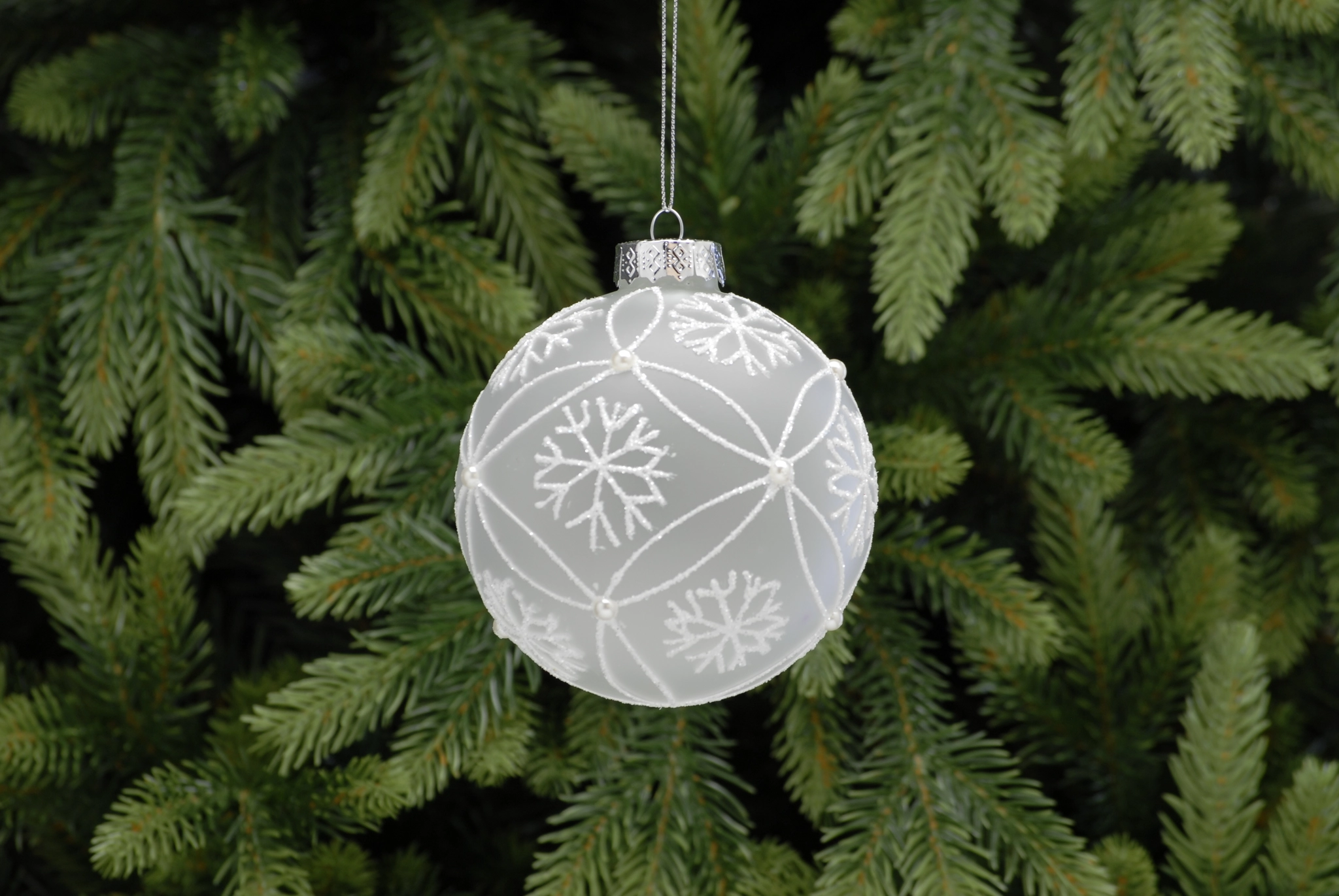 10Cm Frosted Glass Ball With Snowflake - Jones Garden Centre